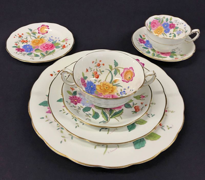 George Jones & Sons/Crescent China, Swansea “Garden Club” Pattern ...