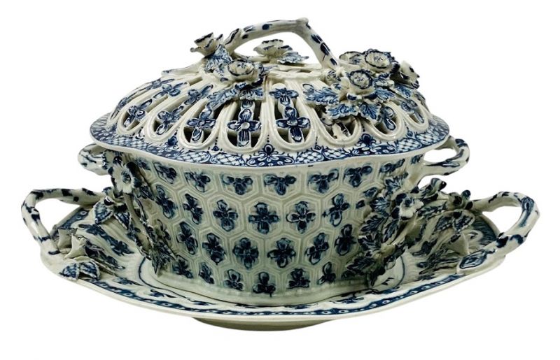 1st Period Worcester / Dr. Wall Period Chestnut Basket & Stand circa ...