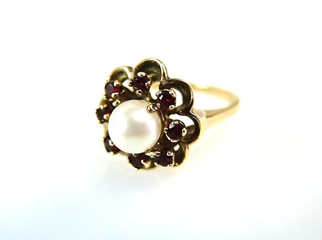 Garnet Cluster Ring