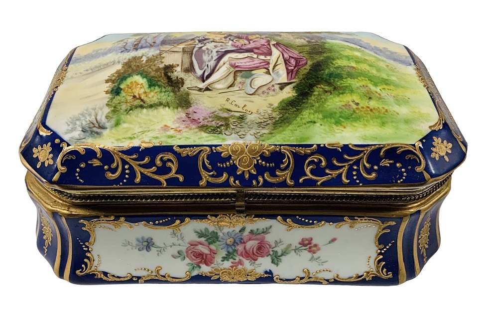 French Porcelain Box | Cynthia Findlay Fine Jewellery & Antiques
